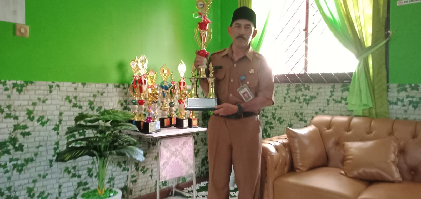 SDN Poris Pelawad 4 Mewakili Gugus Dua Kembali Meraih Juara Umum Pada ...